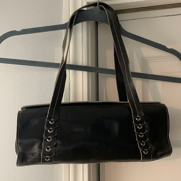 Kenneth Cole New York | Bags | Kenneth Cole New York Leather Barrel Bag ...